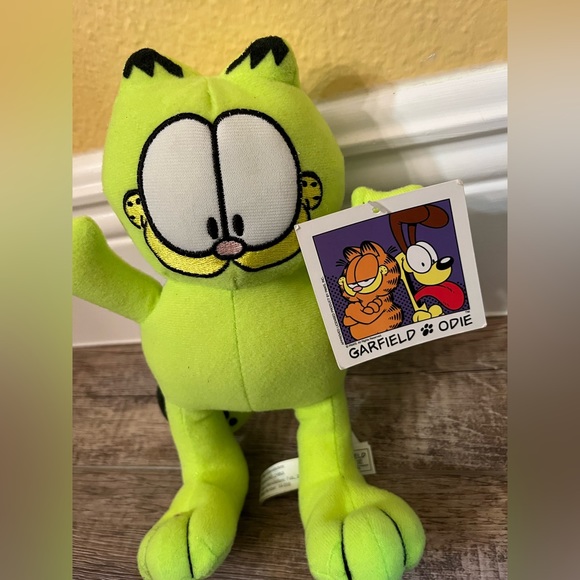 garfield & odie | Toys | Nwt Mini Neon Green Garfield Plush | Poshmark
